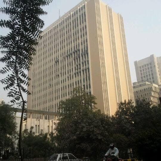 दिल्ली के कस्तूरबा गांधी मार्ग पर स्थित एचटी हाउस से आज आख़िरी बार ...