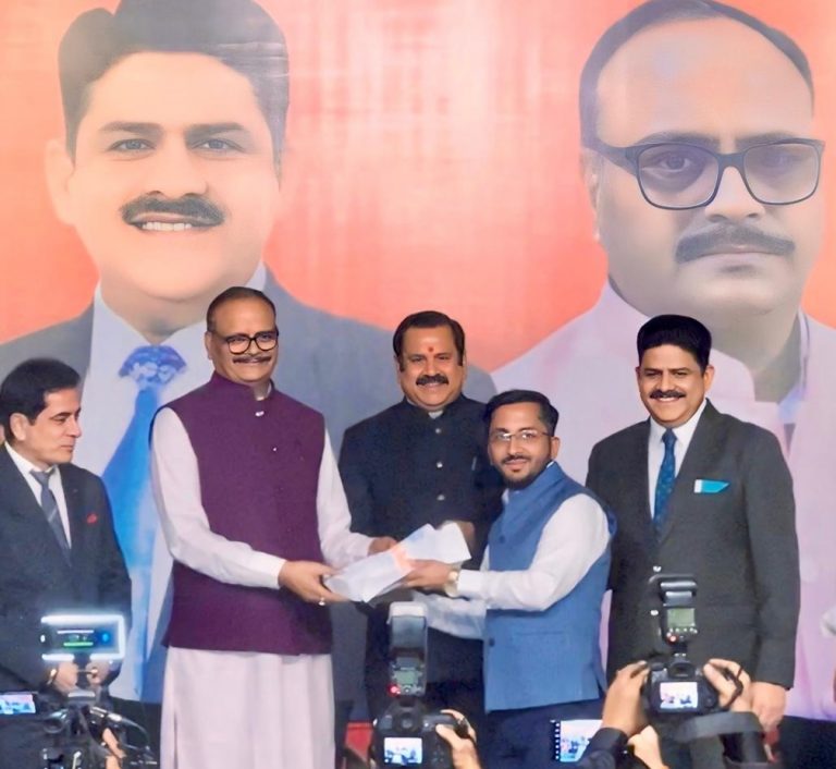 भारत समाचार के लखनऊ रिपोर्टर संदीप खेर को मिला सम्मान और प्रमोशन – No ...